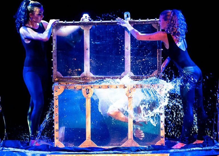 Stage Illusionist For Hire | Illusion Act For Hire | UK Illusionist